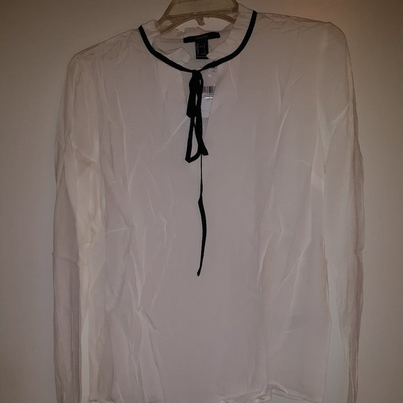 Forever 21 | Tops | 8 Nwt Forever 21 White Blouse With Ruffle Neckline ...